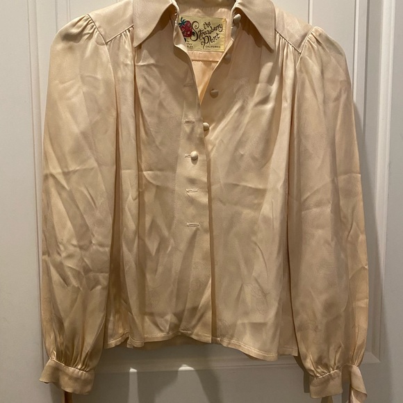 the strawberry patch | Jackets & Coats | Vintage 96s The Strawberry ...